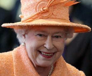 Królowa bez zapomogi - Polish Express