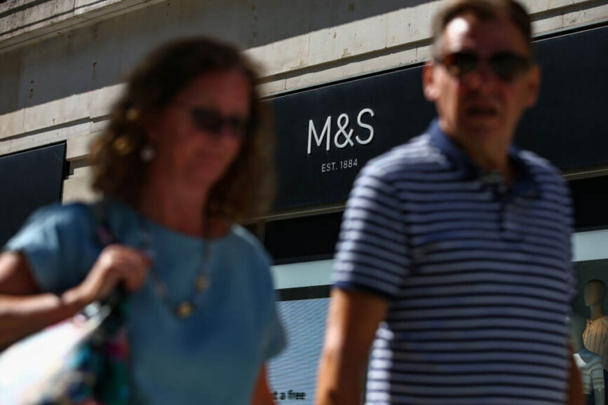Cyberataki na Marks and Spencer uderzają w klientów