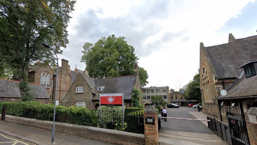 Londyn. Nauczyciel miał romans z uczennicą. Ukrywano to latami - Polish ...